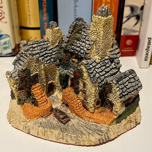 Divid Winter Cottage | Holiday | David Winter Cottage The Fishers Wharf 983 Christmas Vintage ...